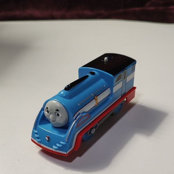Thomas & Friends | Toys | Thomas Friends Blue And Red Streamlined Train ...